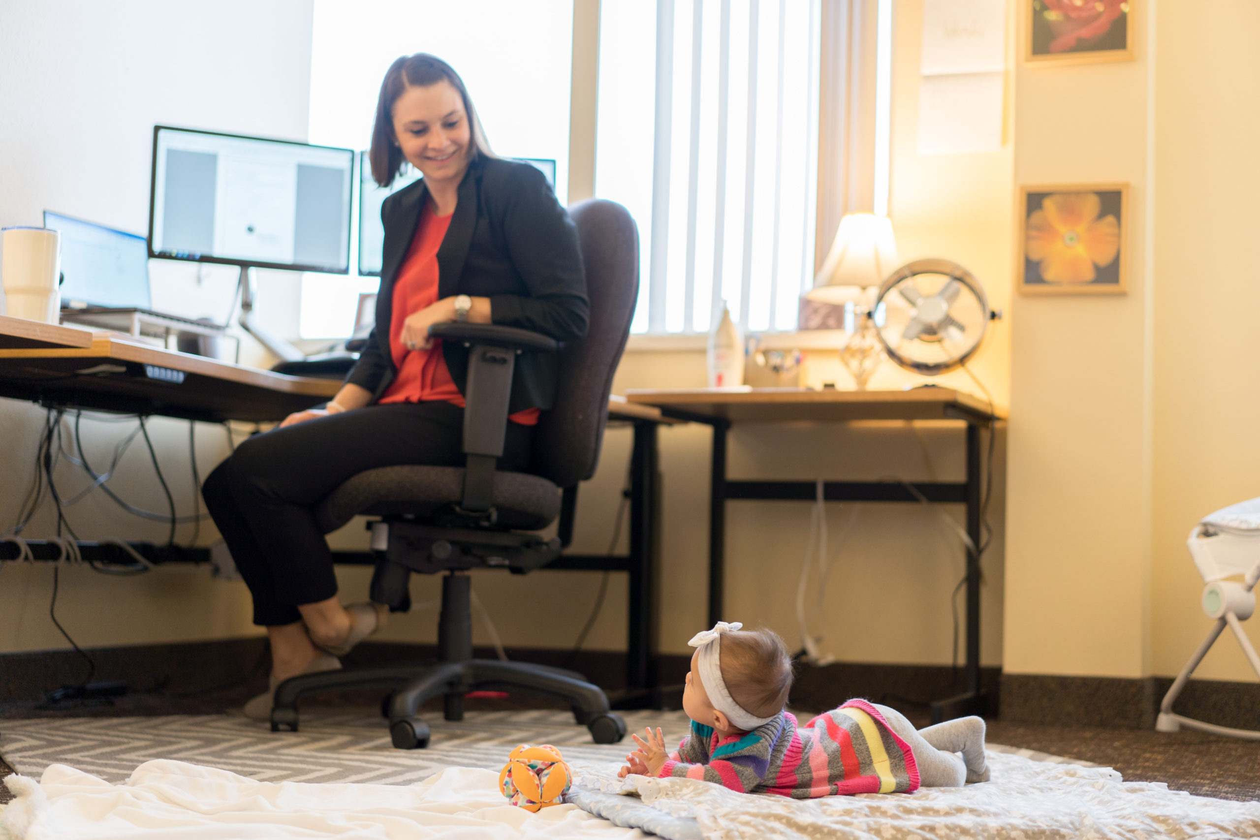 Baby in the boardroom: Infant-at-work programs good for kids, parents ...