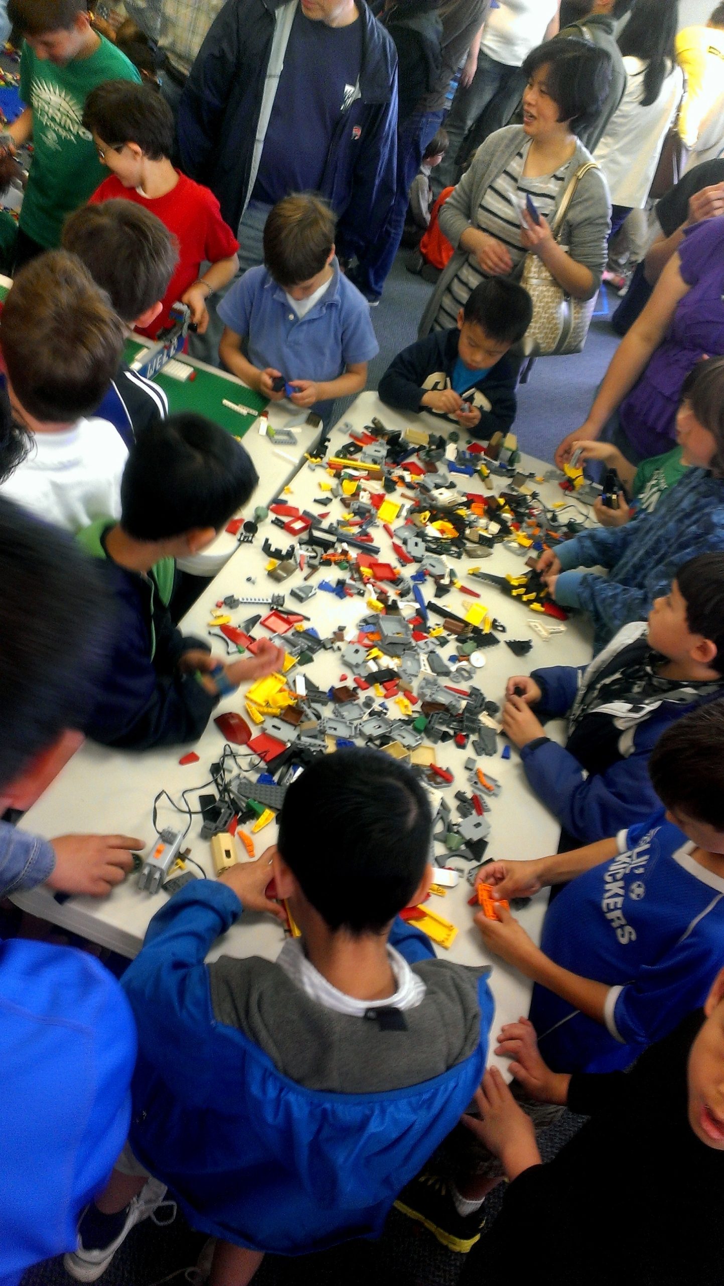 Play-Well TEKnologies: LEGOS Galore | Seattle's Child